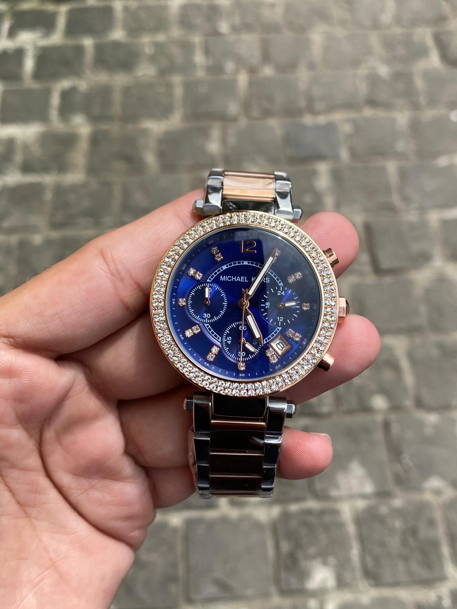MICHAEL KORS ( BLUE ) WITH BOX – WATCH MANIA